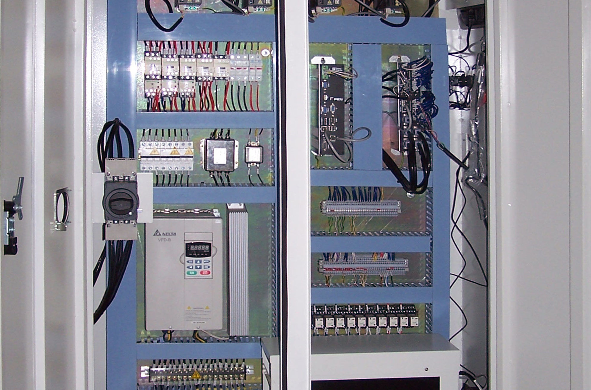 HDS Dual Bed Series CNC Router